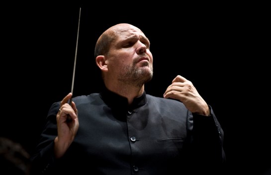 What does a symphony conductor do? | Richard Nilsen